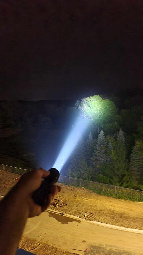 Brinyte PT16 2000 Lumens Tactical Flashlight Handheld EDC Flashlight ...