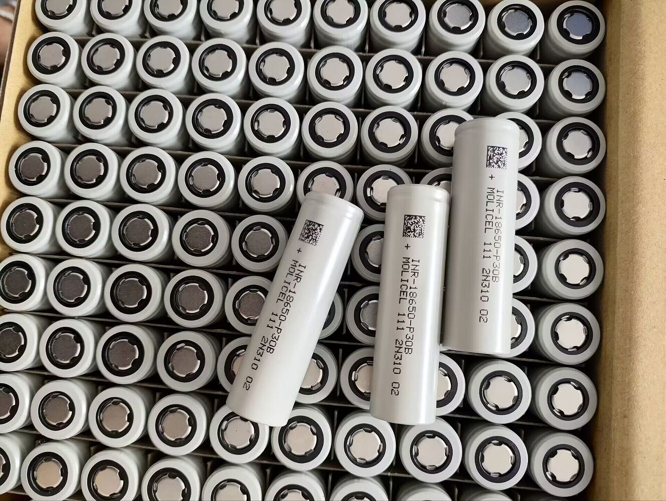 Molicel 18650 P30B battery has super strong power - Rechargeable ...