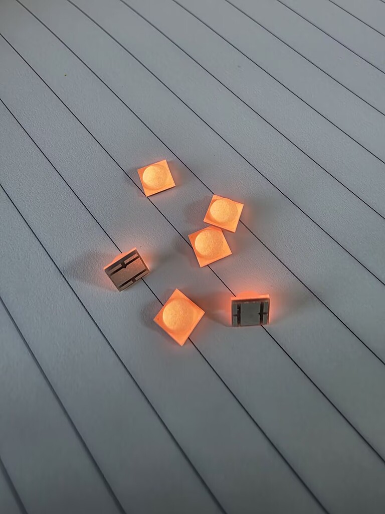 The new customized high color rendering light bead SL5008R - Flashlight ...