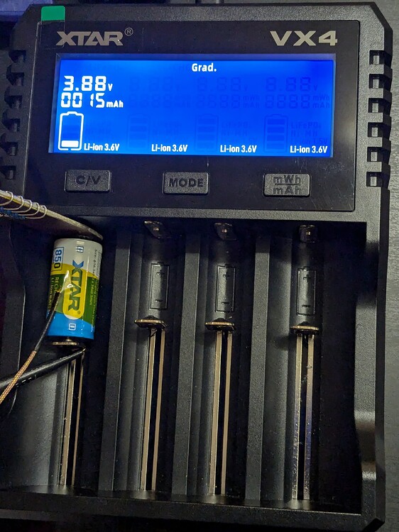 XTAR VX4 Review - Chargers - BudgetLightForum.com