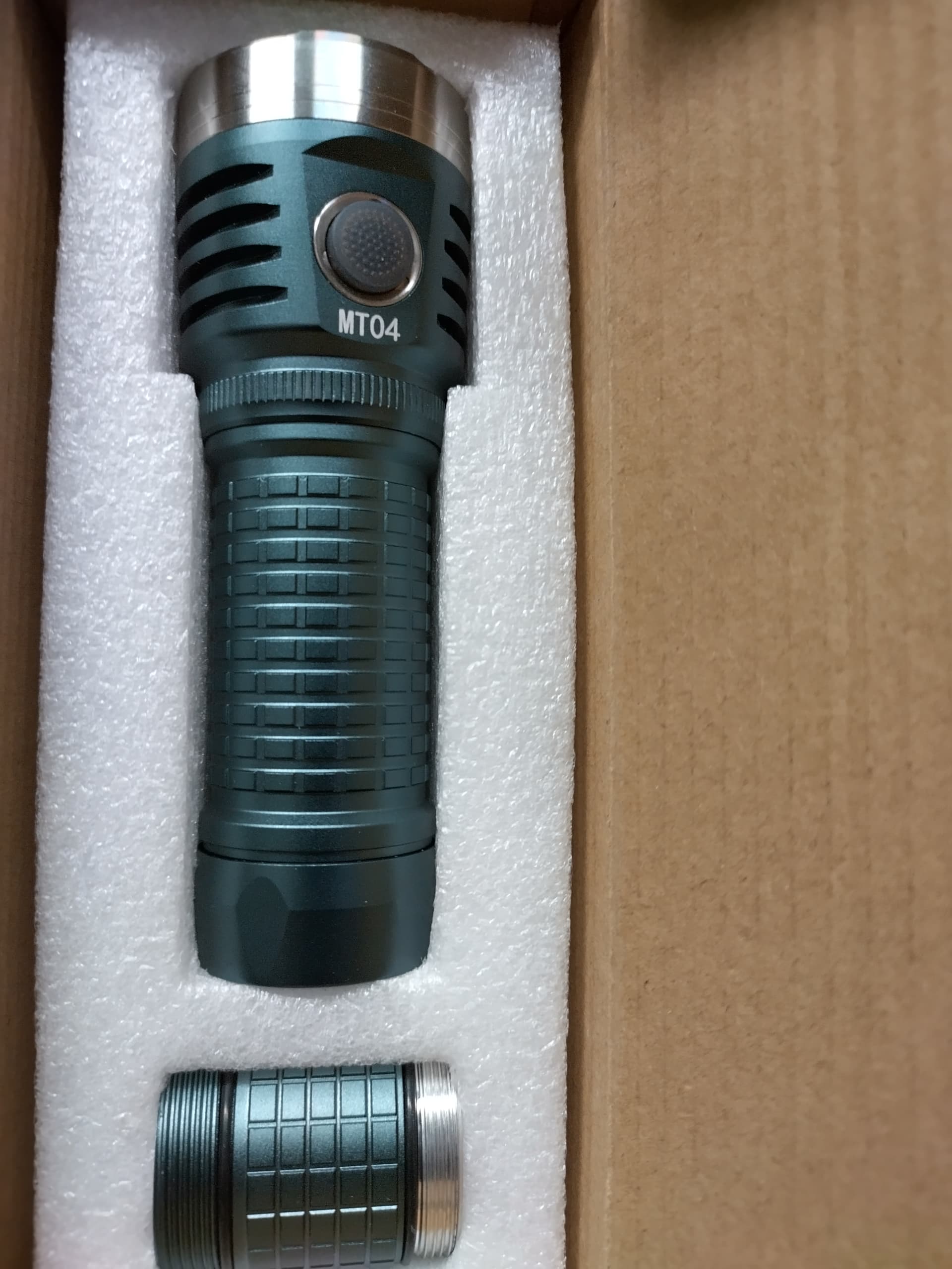 Mateminco MT04 orded and received - 21700 Flashlights ...